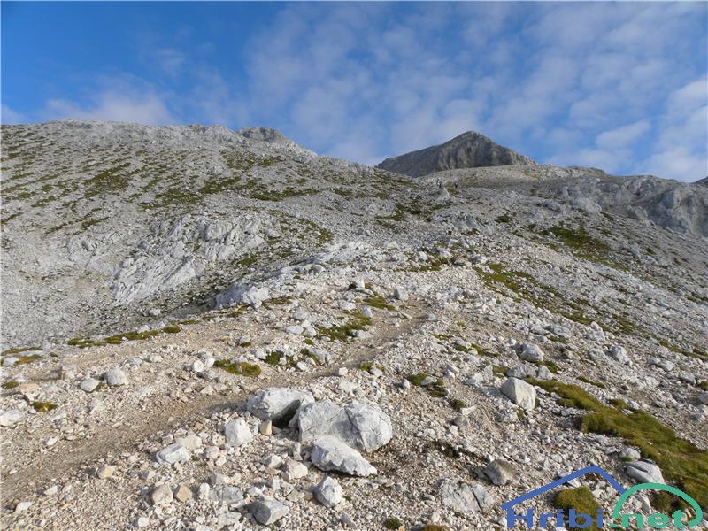 Konec ceste na Pokljuki - Triglav (čez Planiko in Mali Triglav) - Slika ...